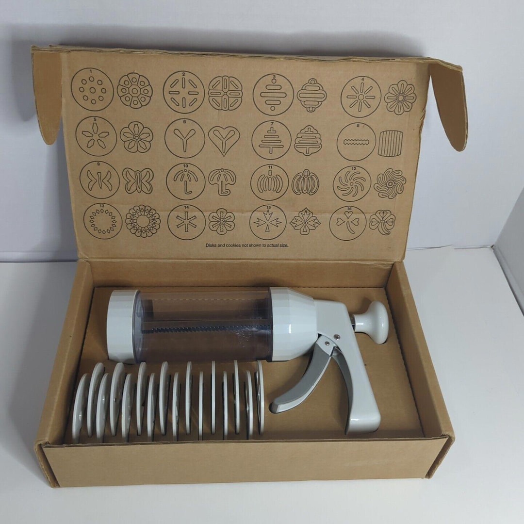 The Pampered Chef Cookie Press Set 16 Asst Discs #1525 New in Box NIB ...