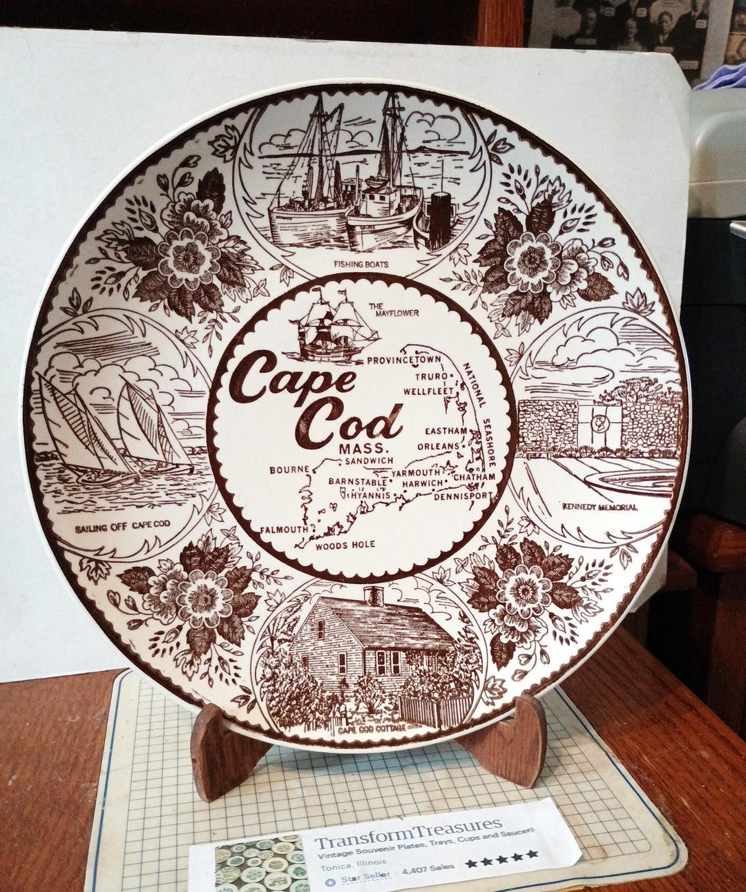 Vintage Cape Cod Massachusetts Souvenir Plate Landmarks Decorative ...