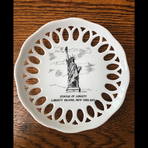 Statue Liberty Plate - Etsy