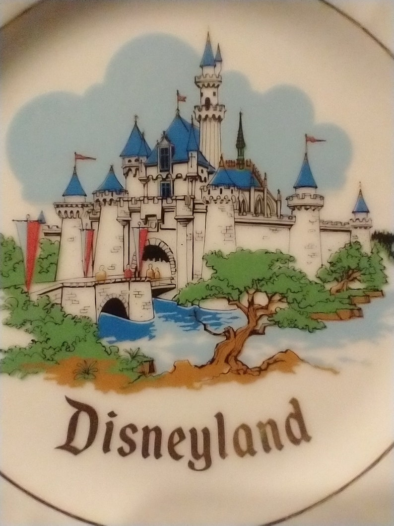 Vintage Souvenir Disneyland Plate Castle California Decorative ...