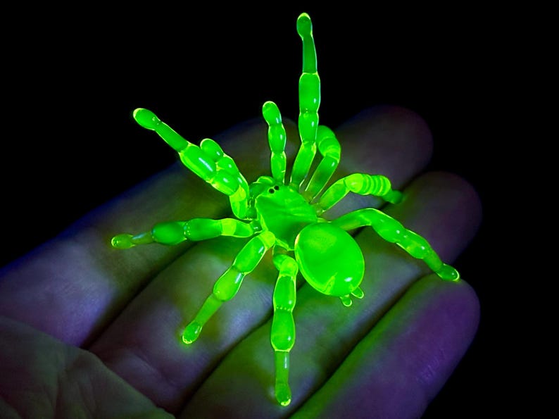Uranium Glass Tarantula Spider - Glass Figurine Sculpture - Etsy