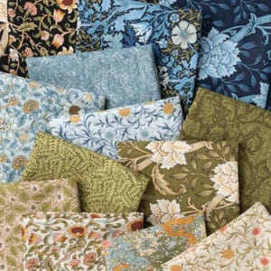 Morris Manor Best of Morris Fat Quarter Bundle by Barbara Brackman for ...
