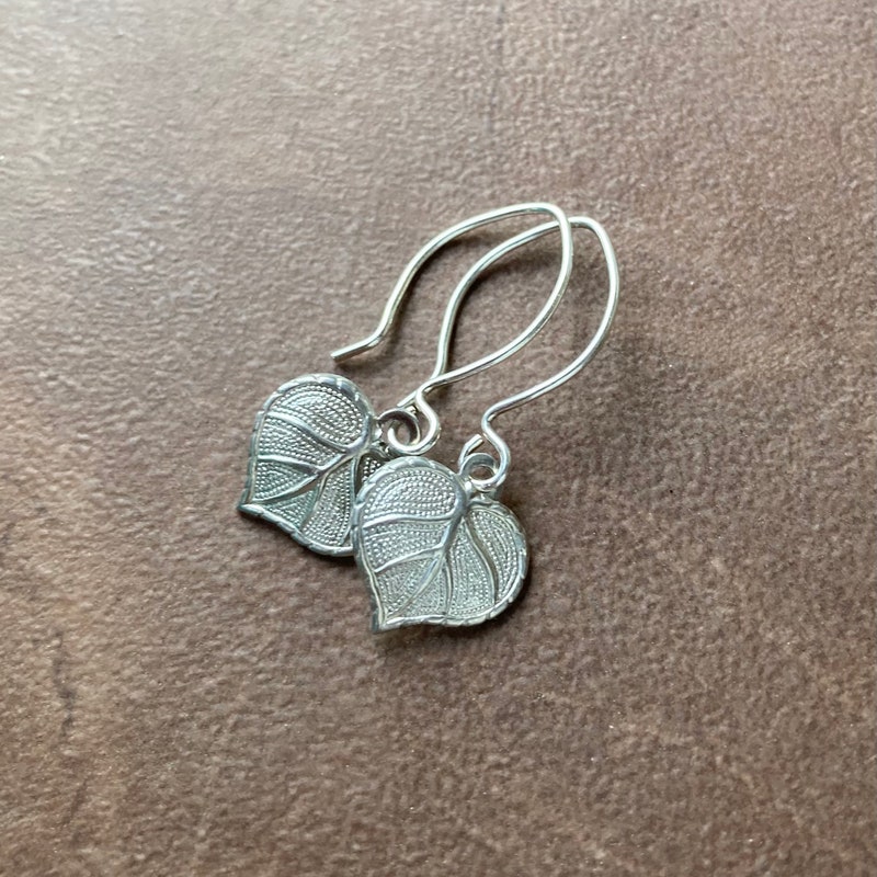 Small Metal Leaves - Etsy