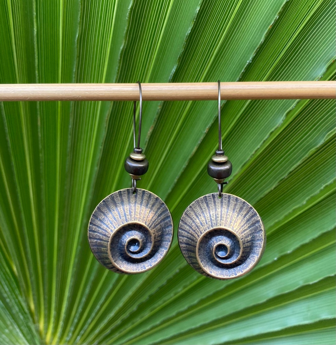 Bronze Spiral Seashell Dropped Brass Kidney Wires Eye of Shiva Shell ...
