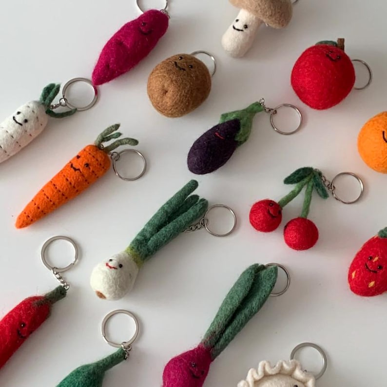 Handmade Felt Fruit and Veggie Keychains – Cute Wool Bag Charms – Fun ...