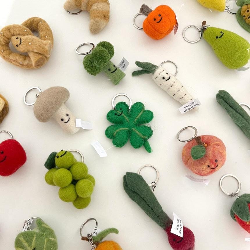 Handmade Felt Fruit & Veggie Keychains | Cute Wool Key Ring Gift ...