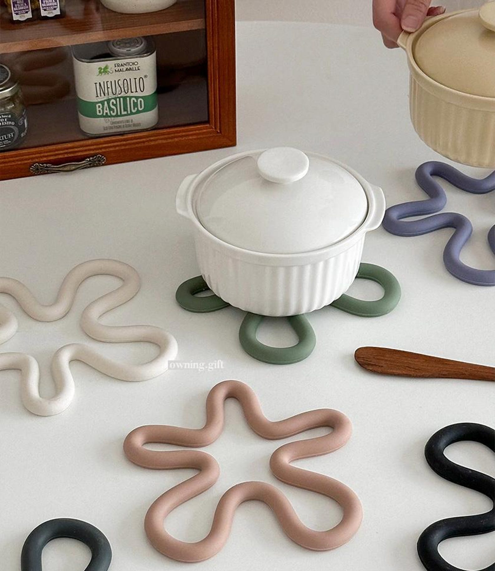 Silicone Flower Trivet – 1 Piece or 6 Piece Set – Heat Resistant Pot ...