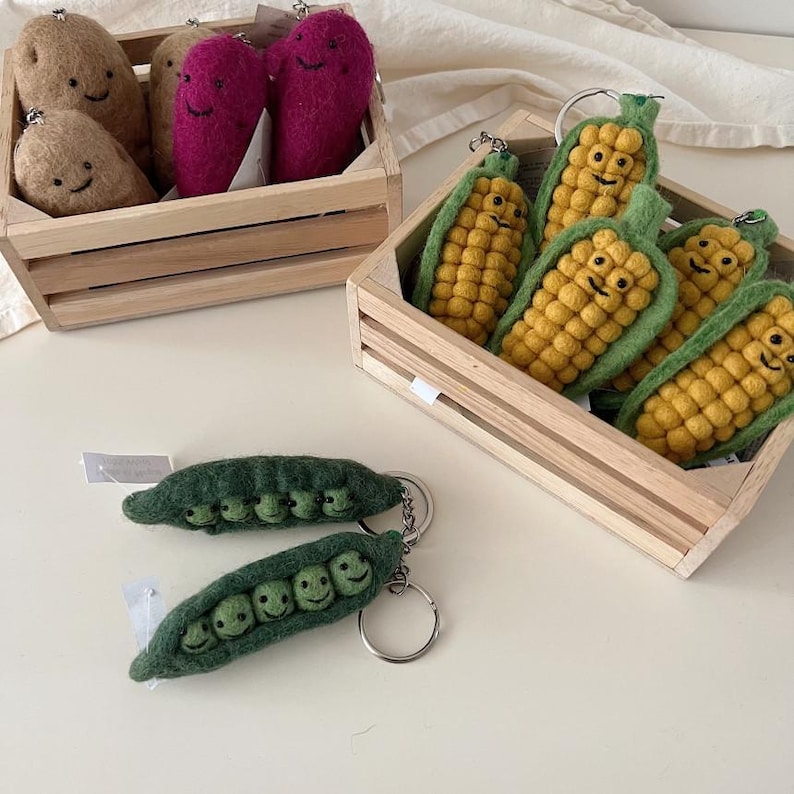 Cute Felt Vegetable Fruit Keychains – Handmade Kawaii Plush Key Ring ...