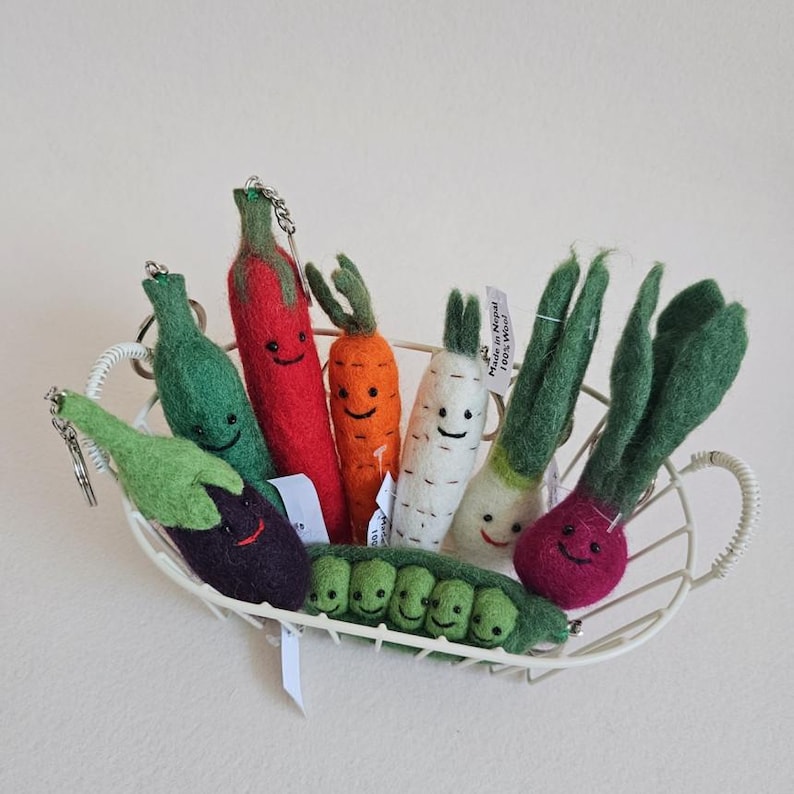 Cute Felt Vegetable Fruit Keychains – Handmade Kawaii Plush Key Ring ...
