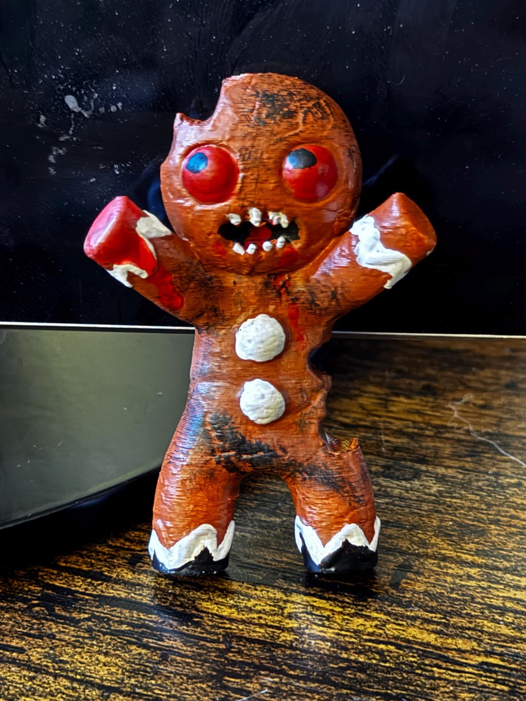 Zombie Gingerbread Man Figurines - Hand-painted Spooky Decor [4 Pack ...