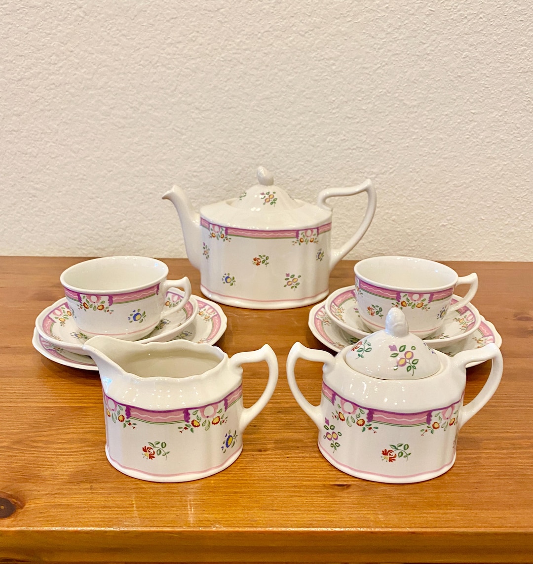 Laura Ashley Alice Tea Set Lot With Teapot, Sugar Bowl, Creamer, Two ...