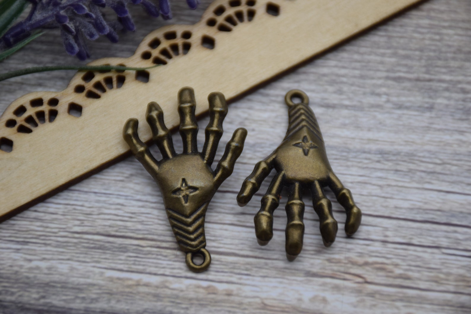 8 Skull Skeleton Hand Charm Pendant Necklace Ornament Bracelet ...