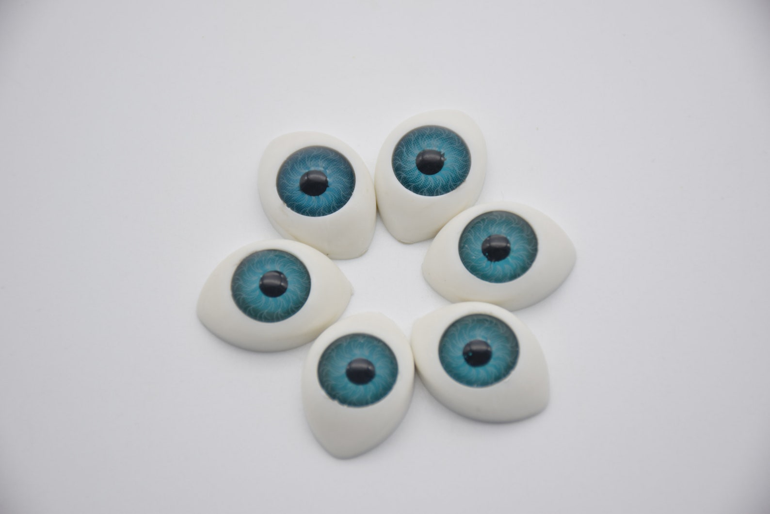 50 Resin/plastic Eye Eyeball Oval Eye Cabochonschristmas Tree - Etsy