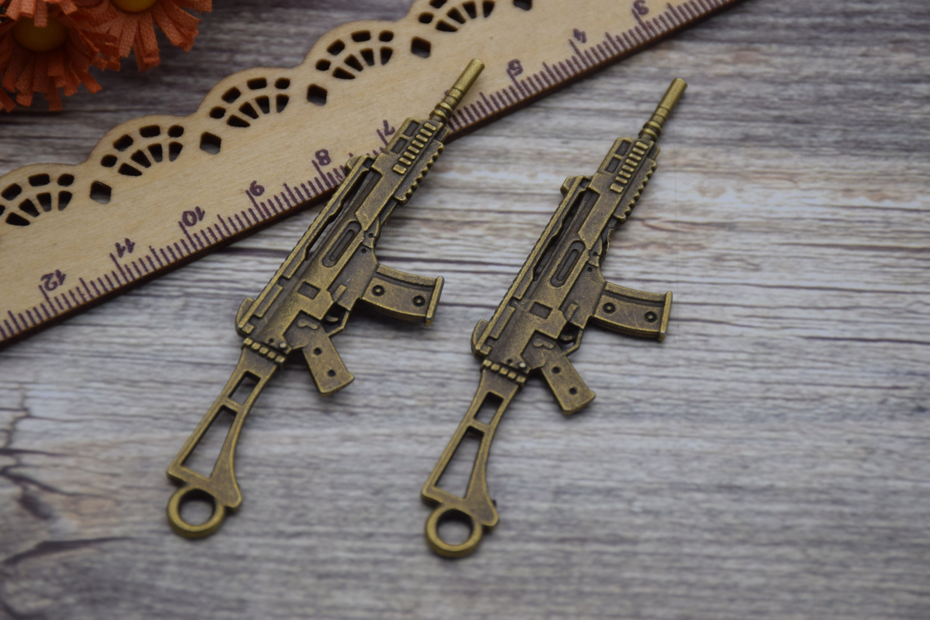 10 Gun Charm Rifle Gun Submachine Gun Weapon Charms Pendants Earring ...