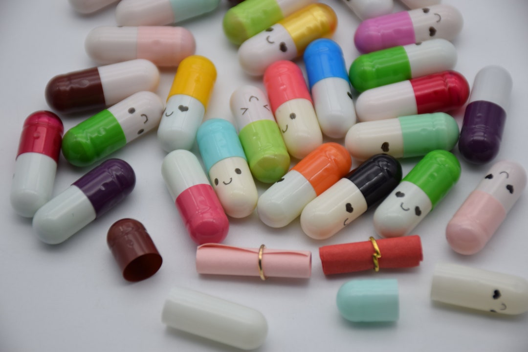 50pcs 21x6mm Mix Color Pill Capsule Cabochon Blank Message Letter Cute ...