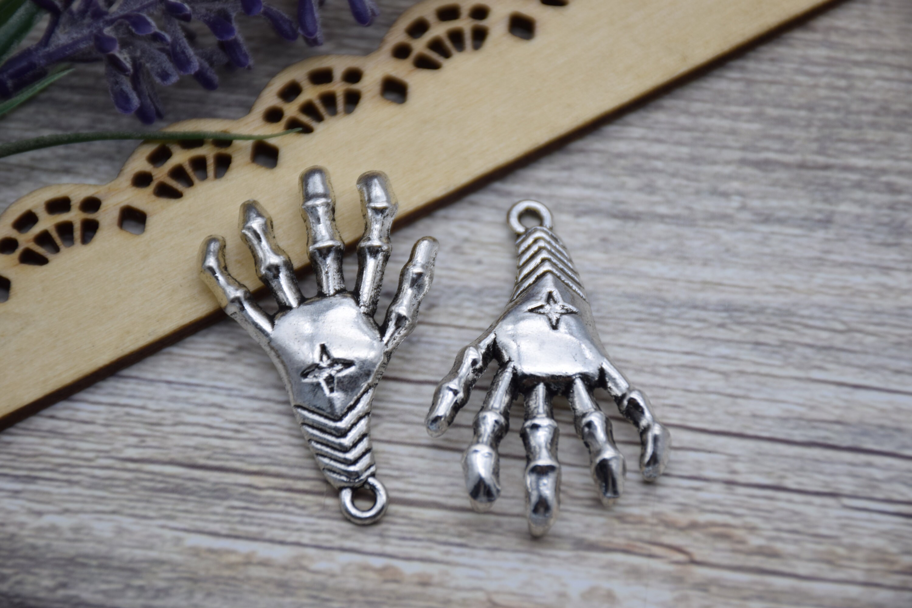 8 Skull Skeleton Hand Charm Pendant Necklace Ornament Bracelet ...