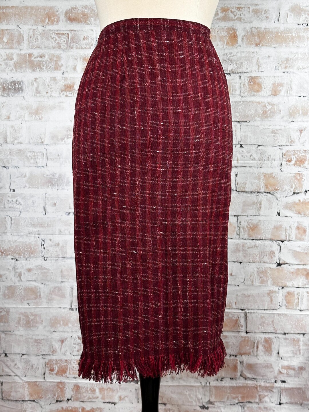 Vintage Y2K Early 2000s Sag Harbor Women’s Maroon and Burgundy Plaid ...