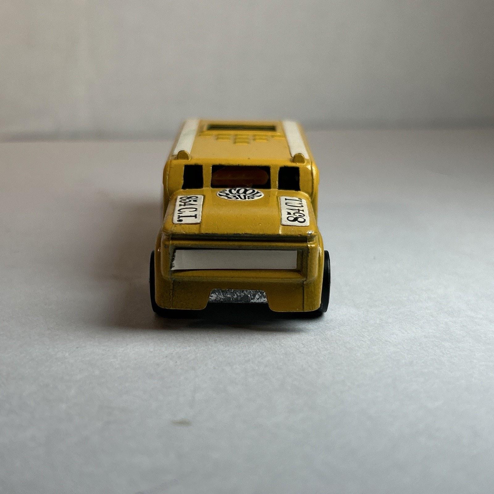 Hot Wheels Redline 1970 S’cool Bus Yellow Near Mint W/ Button ...
