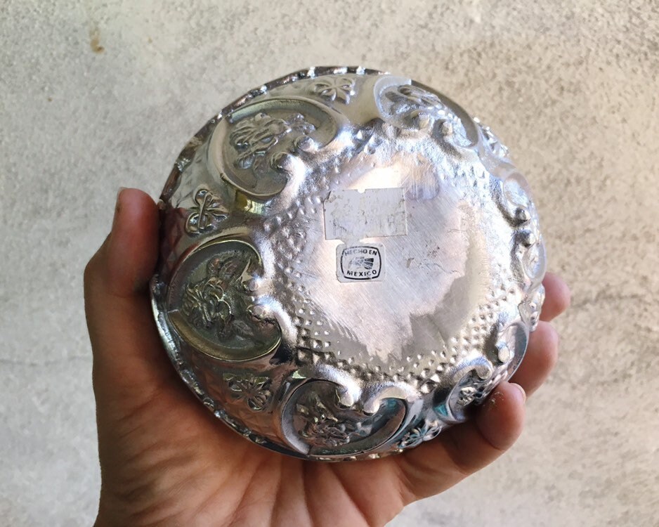 Small Mexican Pewter Lidded Bowl with Floral and Fleur de Lis Design ...