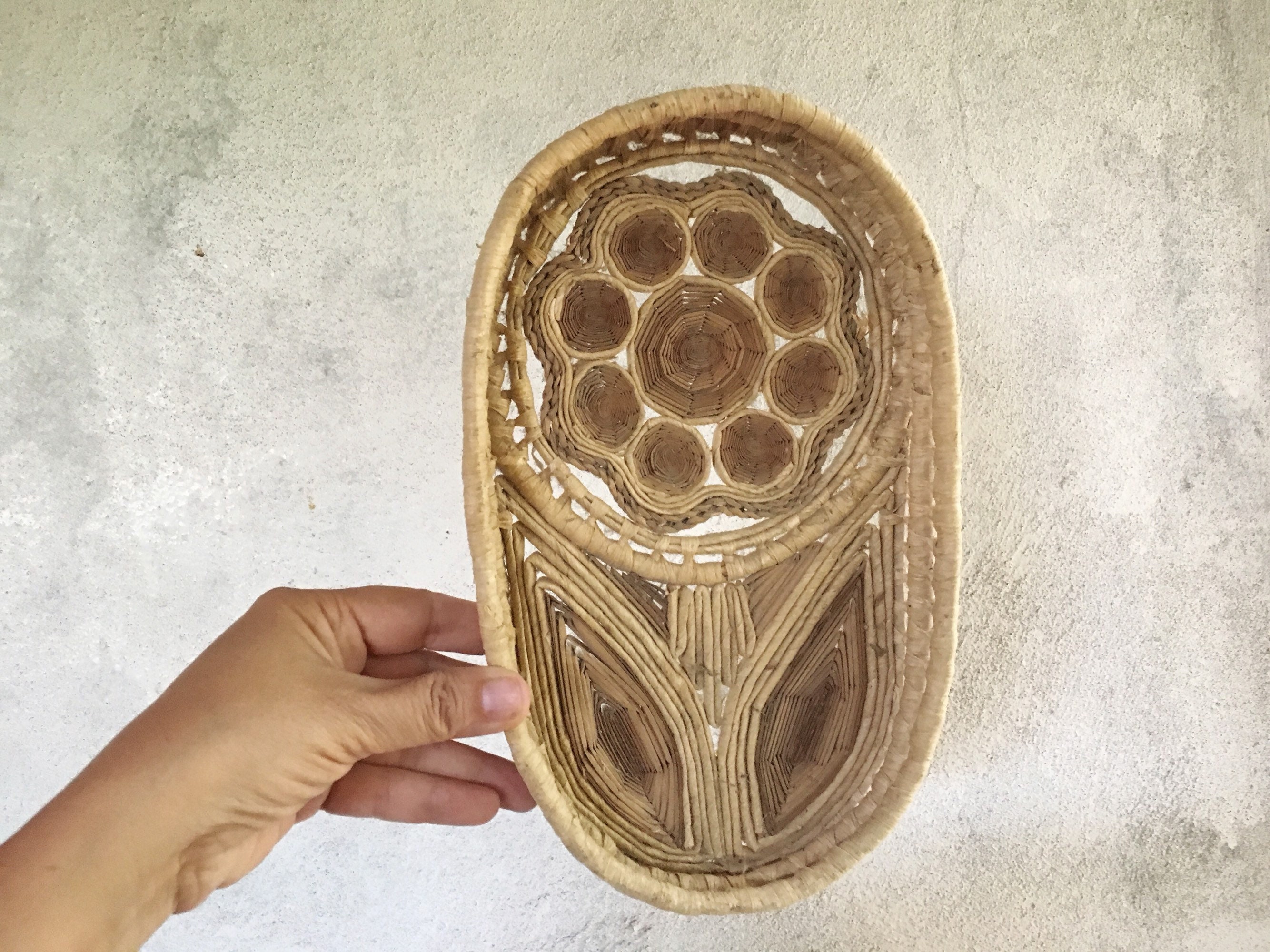 Pair of Small Shallow Basket Tray Wall Hangings, Flower Decor Raffia ...