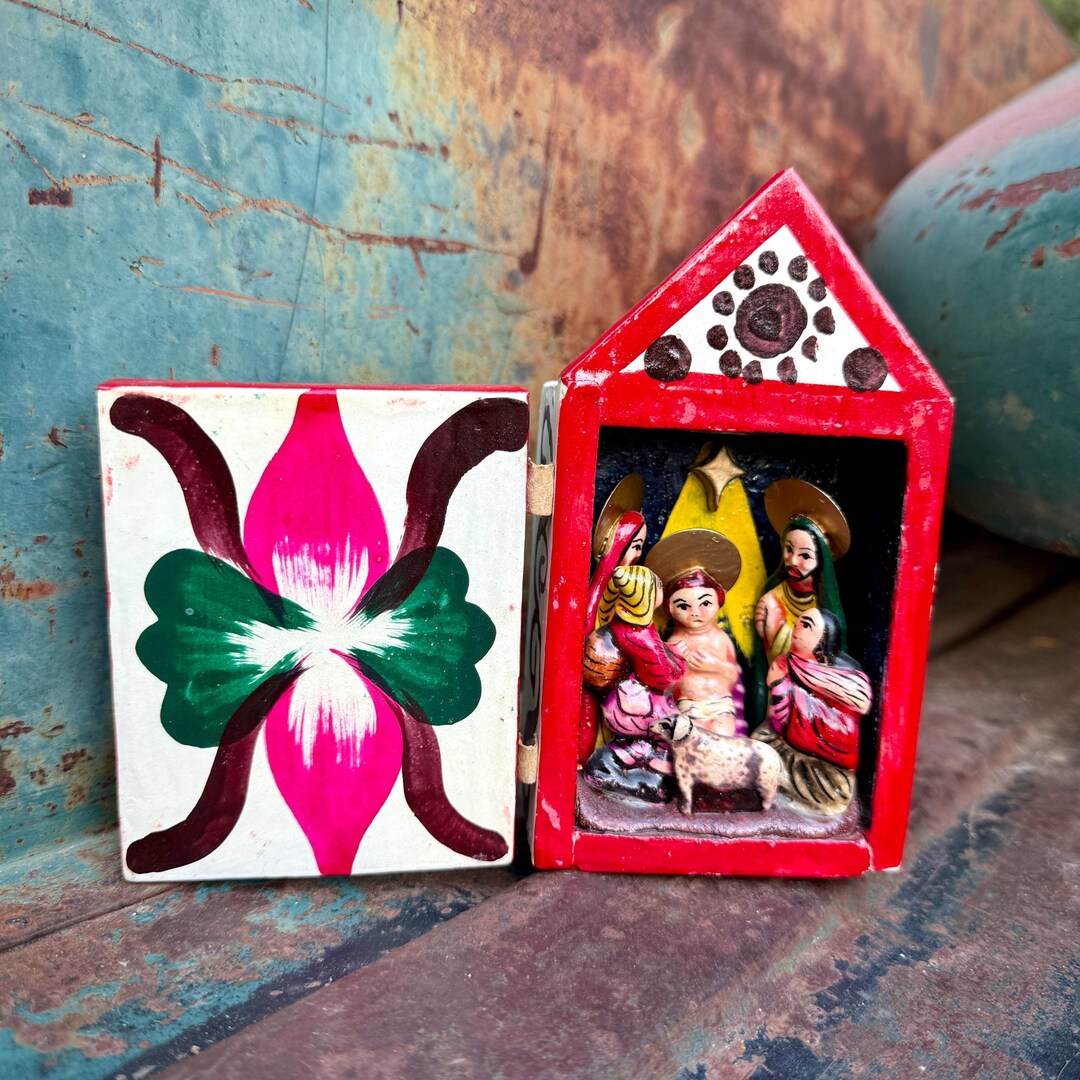 Small Vintage Peruvian Folk Art Retablo Ceramic Nativity Scene in Wood ...
