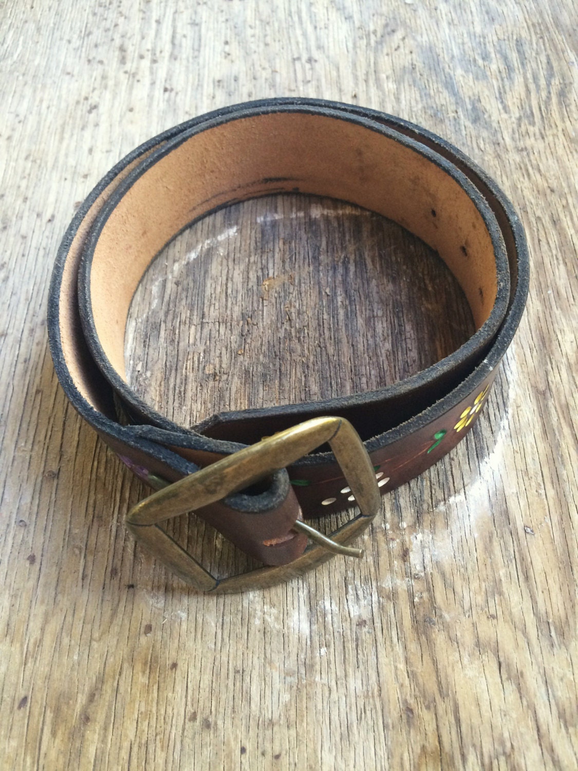 Size 32 vintage hand painted flowers leather belt, 60s stamped leather ...