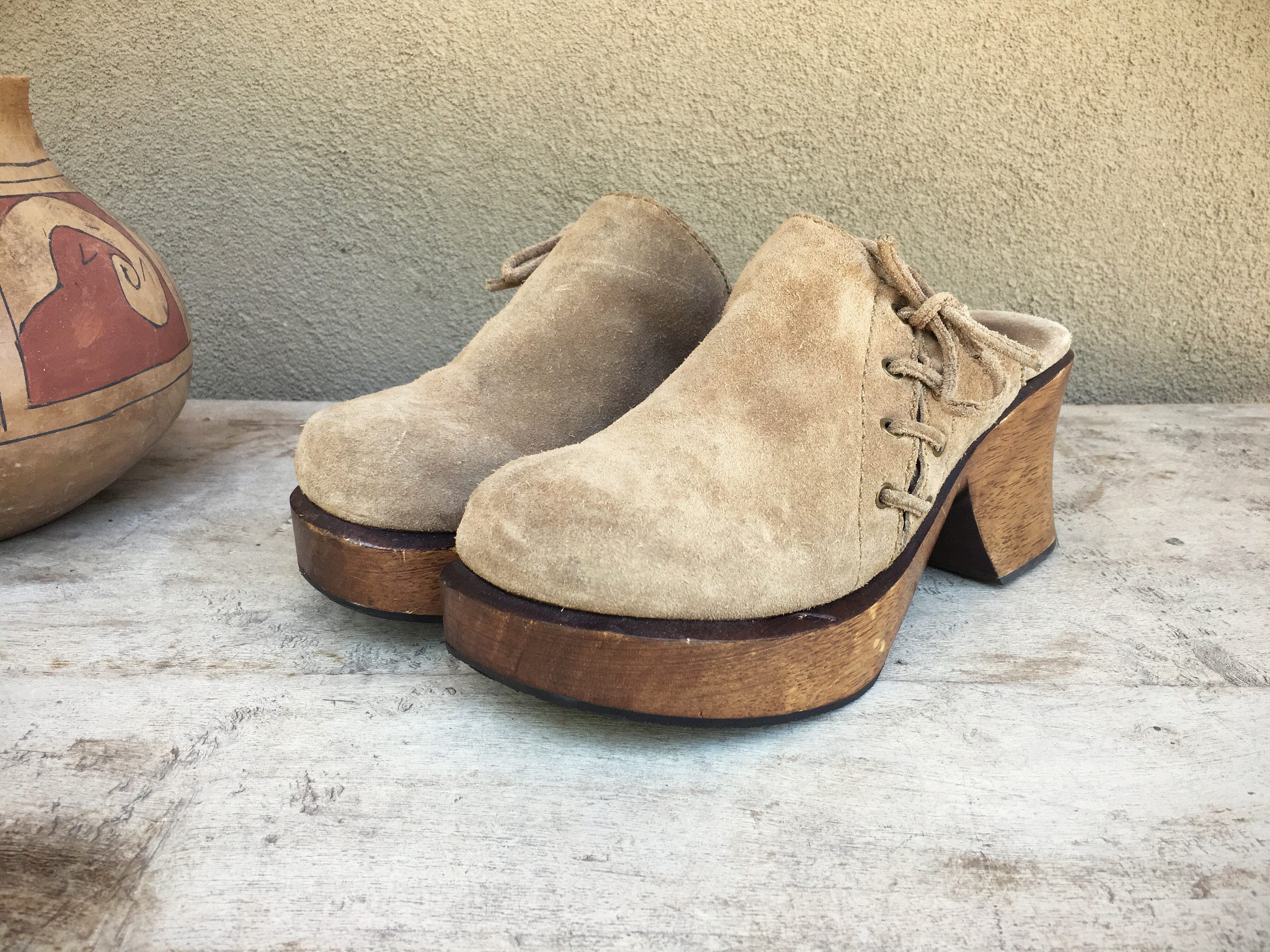 Vintage Women's size 8 MIA super chunky platform clogs taupe suede ...
