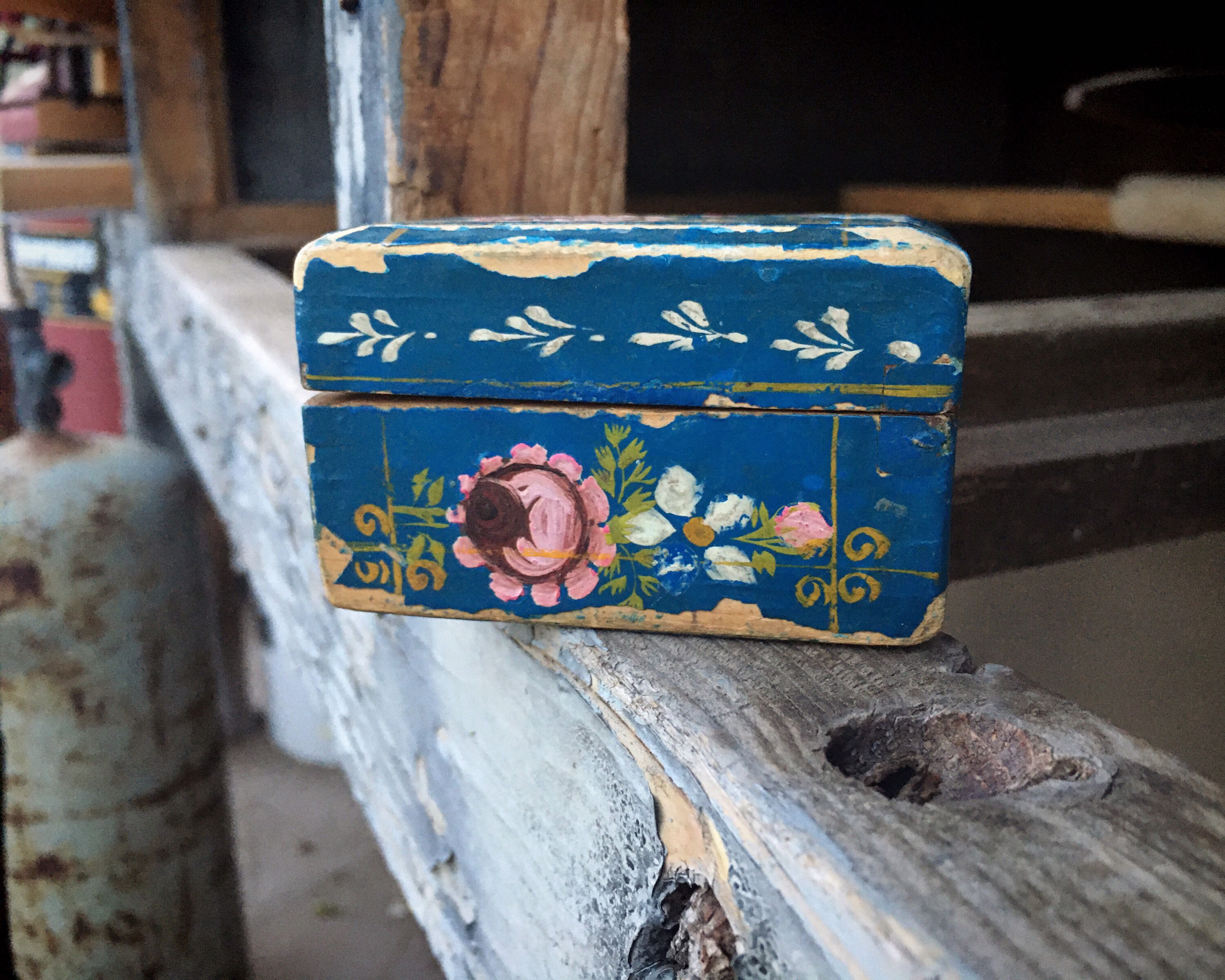Very Small Tiny Vintage Mexican Lacquer Painted Wood Box with Floral ...