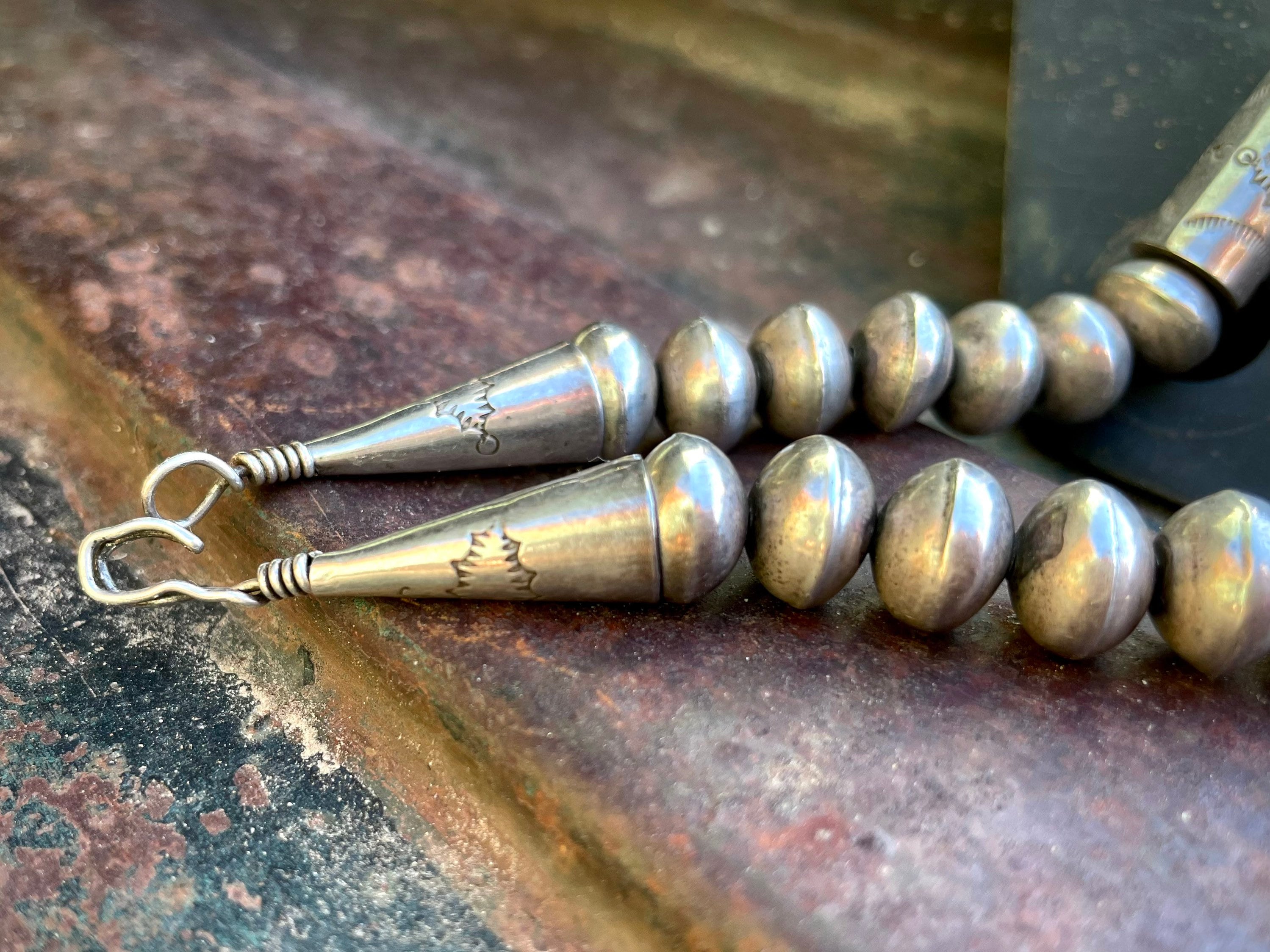 Vintage 106g Sterling Silver Navajo Pearl Necklace Approx 25, Benchmade Barrel & Rondelle Beads