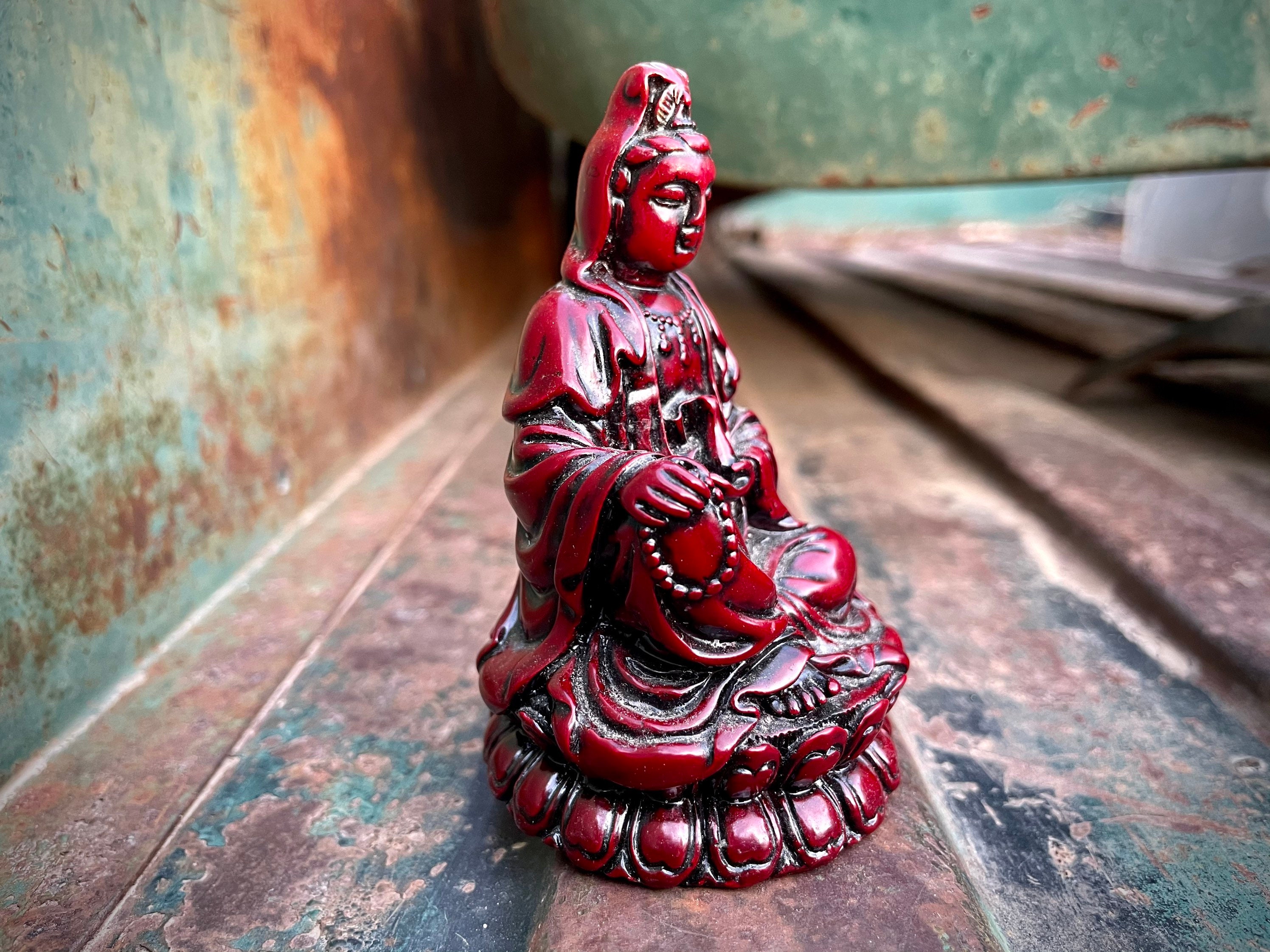 Vintage Kwan Yin Goddess Buddha Figurine in Red Resin, Zen Altar Decor ...
