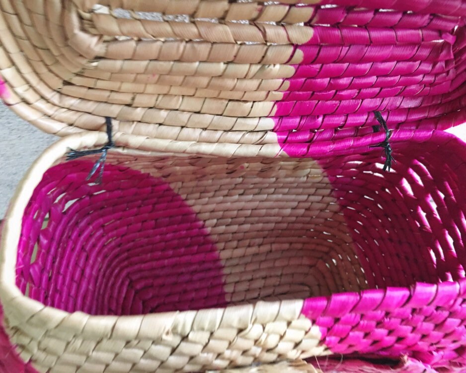 1960s Fuschia Pink Woven Straw Handbag with Flower and Round Handles ...