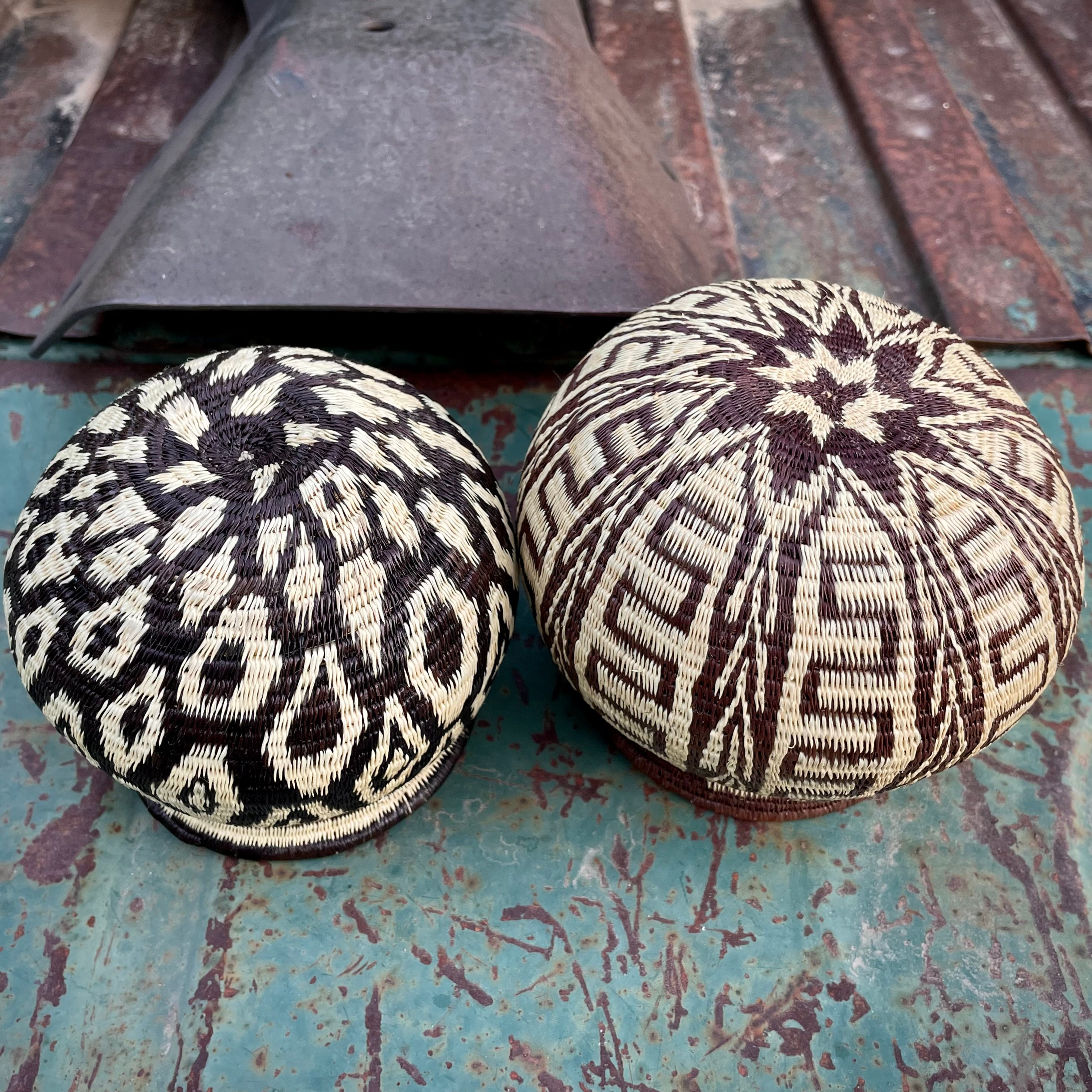 Pair of Approx 4 Tall Panamanian Basket Vase Wounaan Embera, Earthtone ...