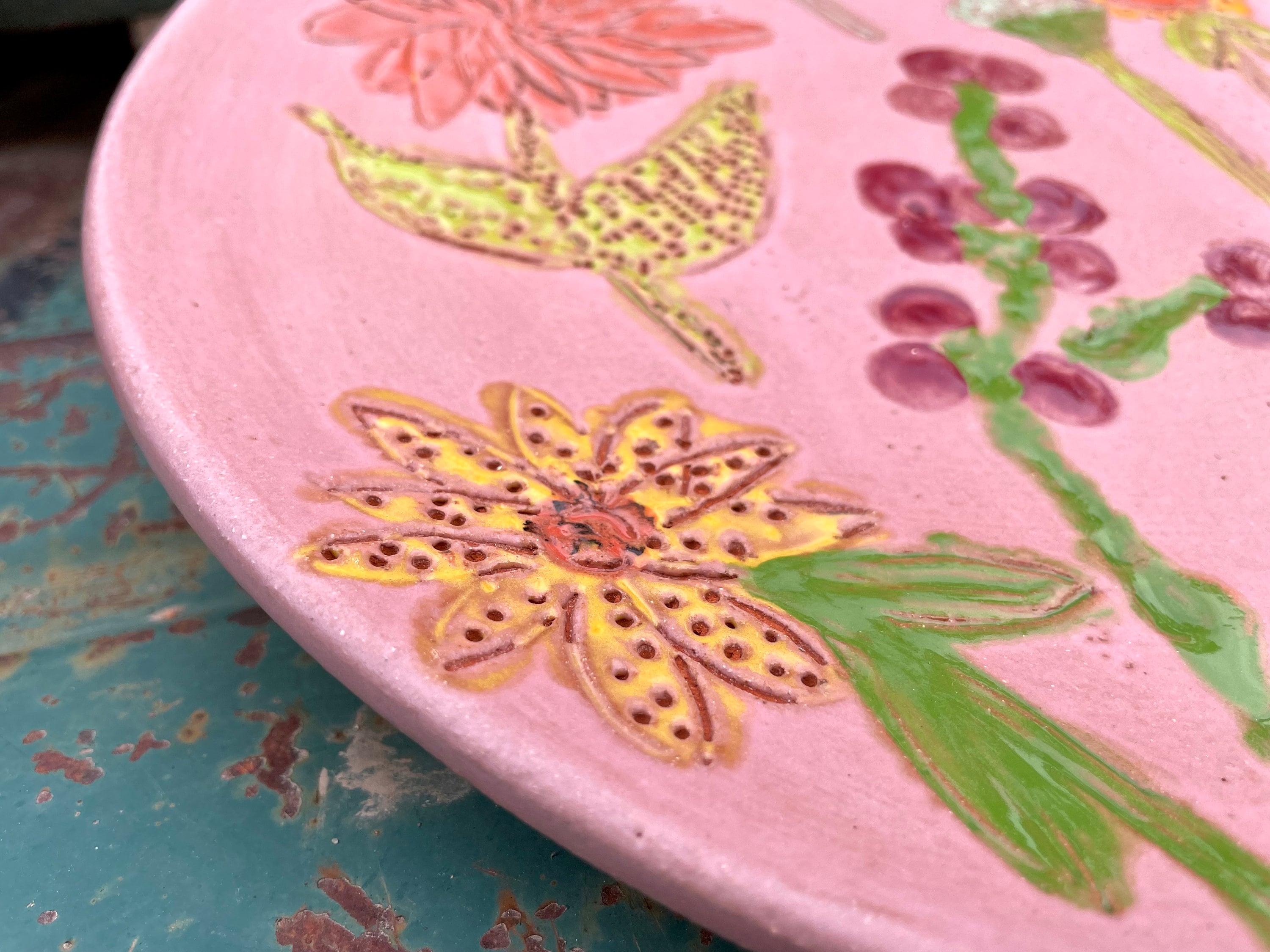 Vintage Large and Heavy Art Studio Plate with Sgraffito Floral Design ...