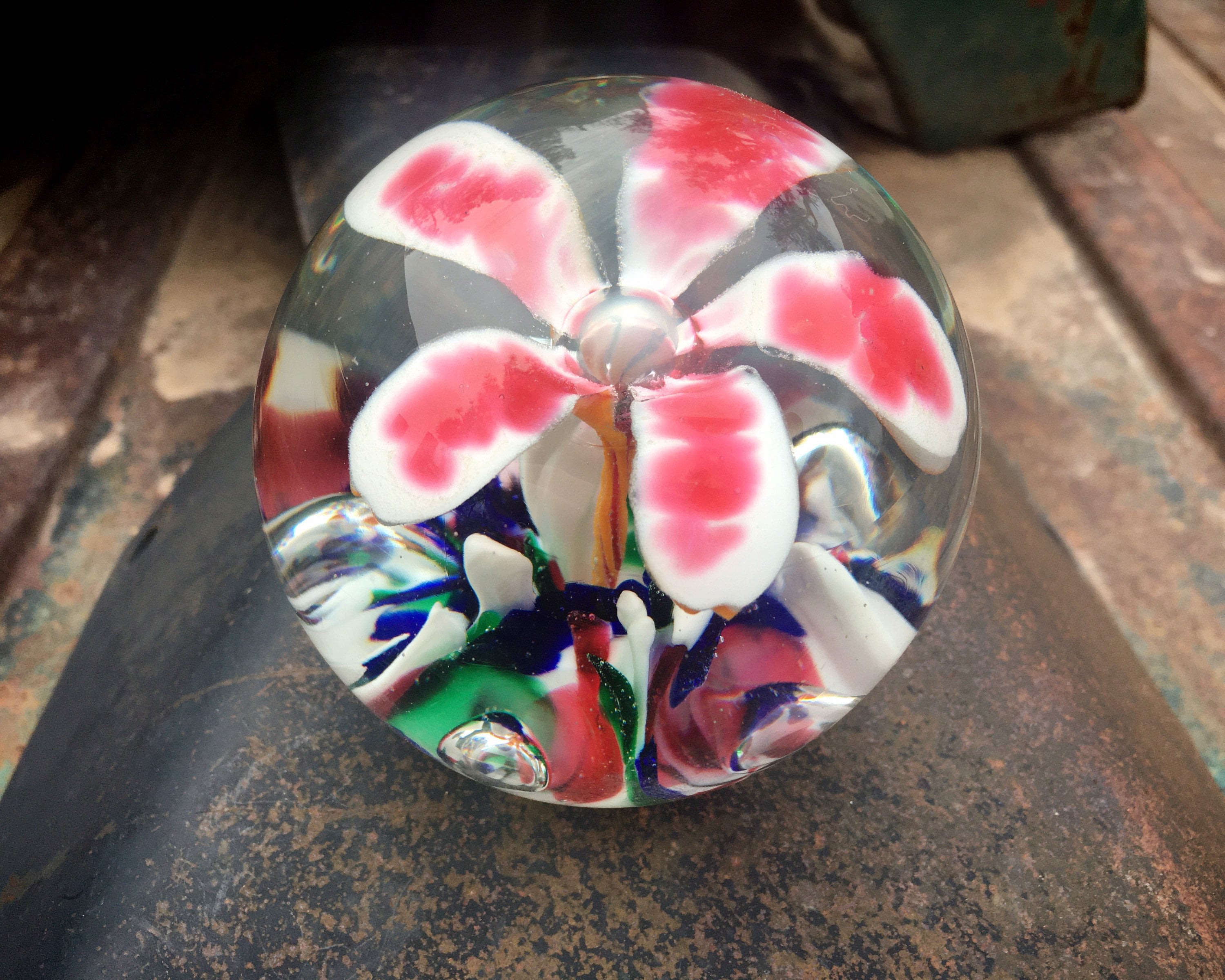 Vintage St. Clair Art Glass Paperweight Pink Iris Flower Clear Purple ...