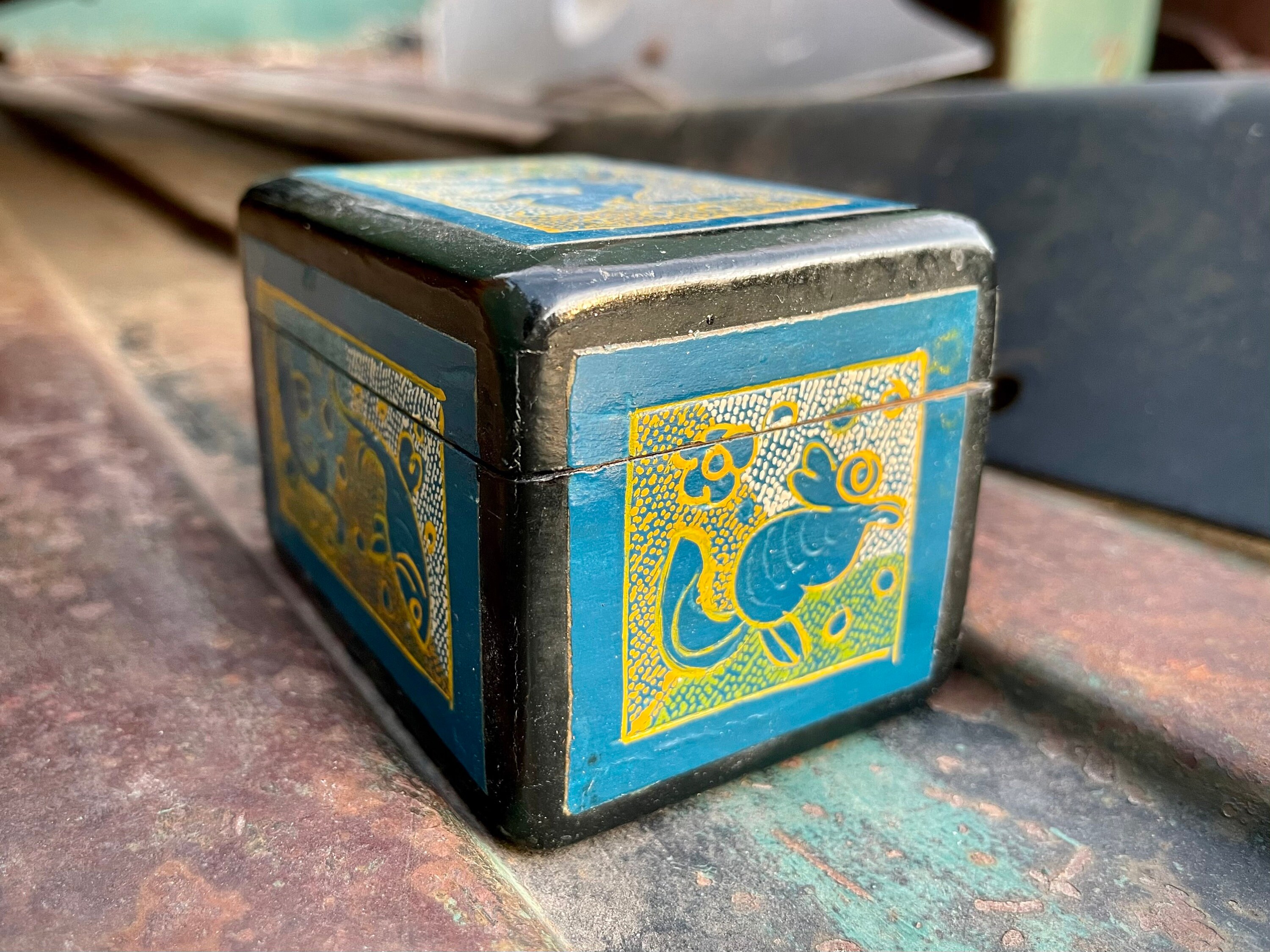 Very Small Vintage Mexican Lacquer Painted Wood Box with Animal Design ...