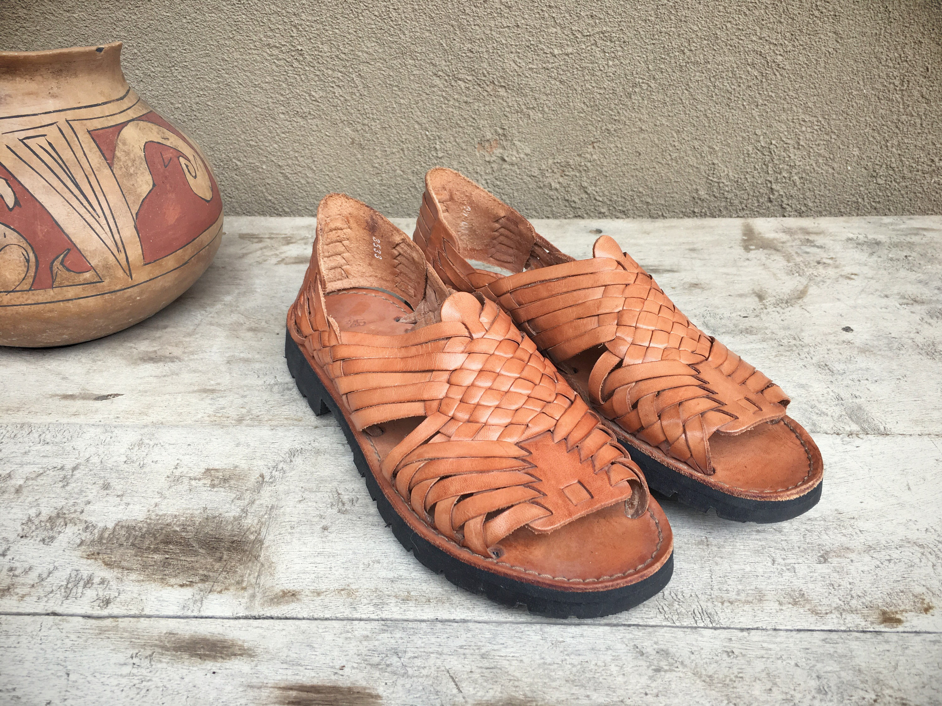 Vintage Mexican Huarache Sandals Women s Size 9 5 Tanned Leather Boho Vintage Mexican Huarache Sandals Women s Size 9 5 Tanned Leather Boho