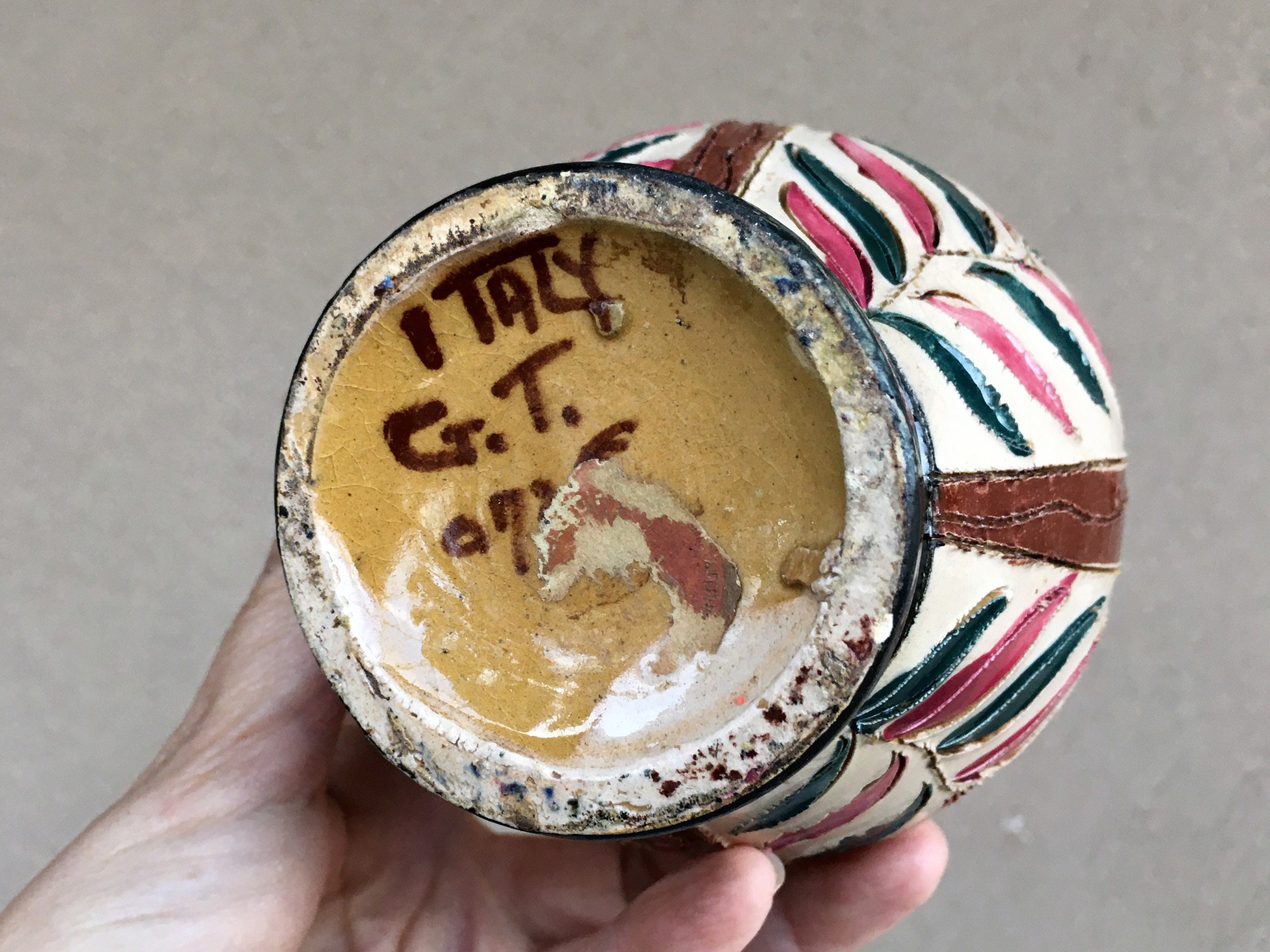 Medium-Small Italian Art Pottery Vase with Sgraffito Leaf Design ...