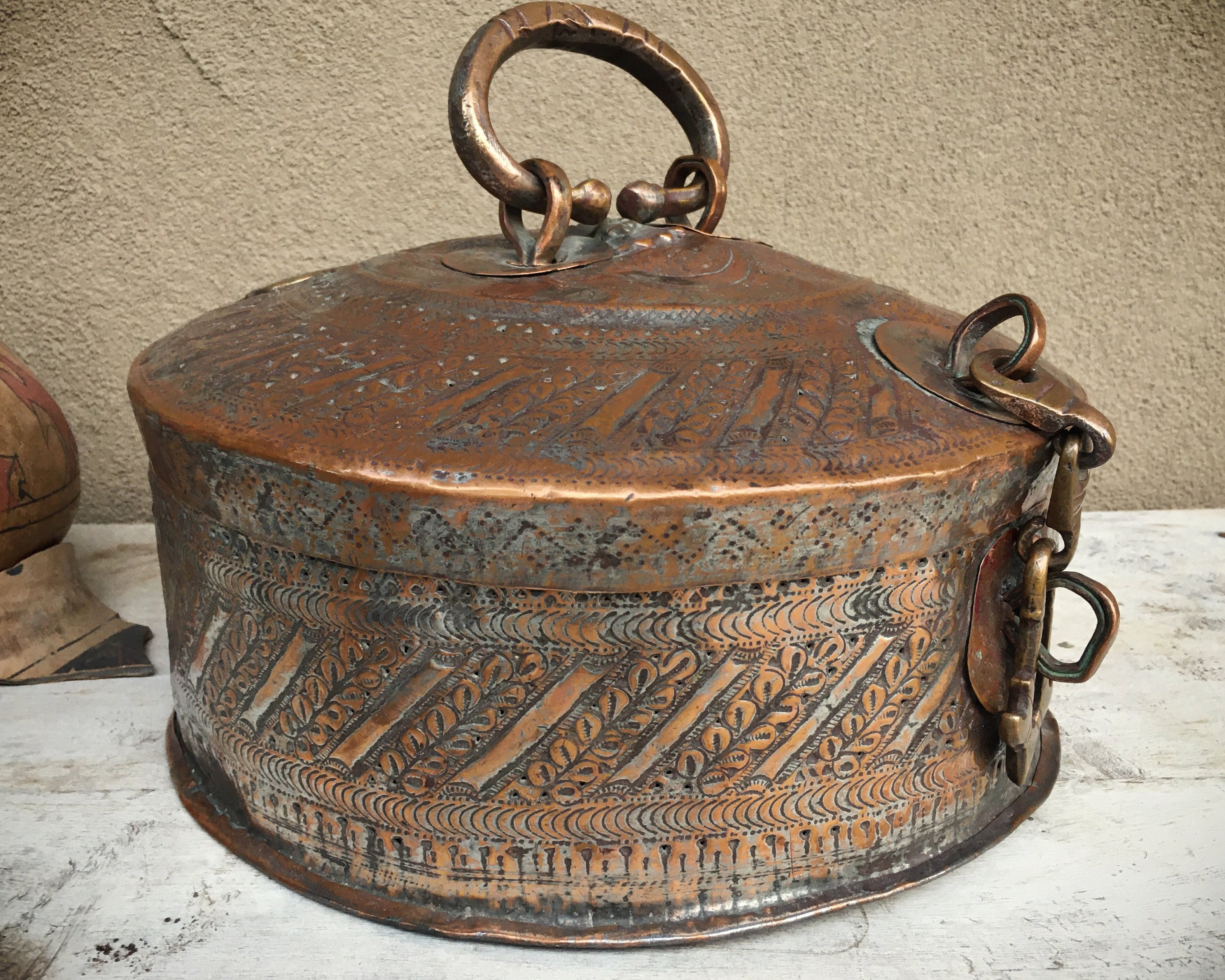 Vintage Chapati Box from India Hammered Etched Copper Metal Primitive ...