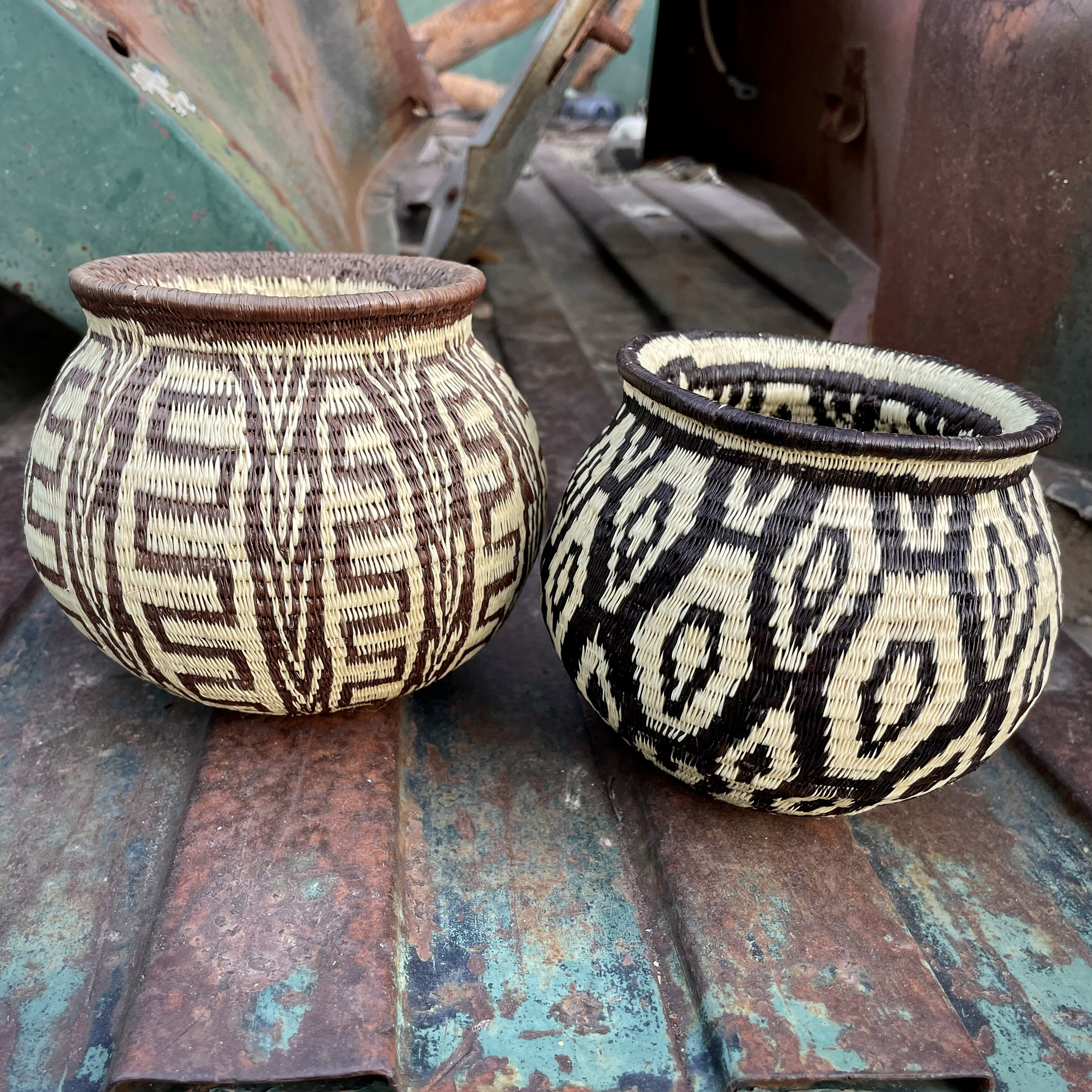 Pair of Approx 4 Tall Panamanian Basket Vase Wounaan Embera, Earthtone ...