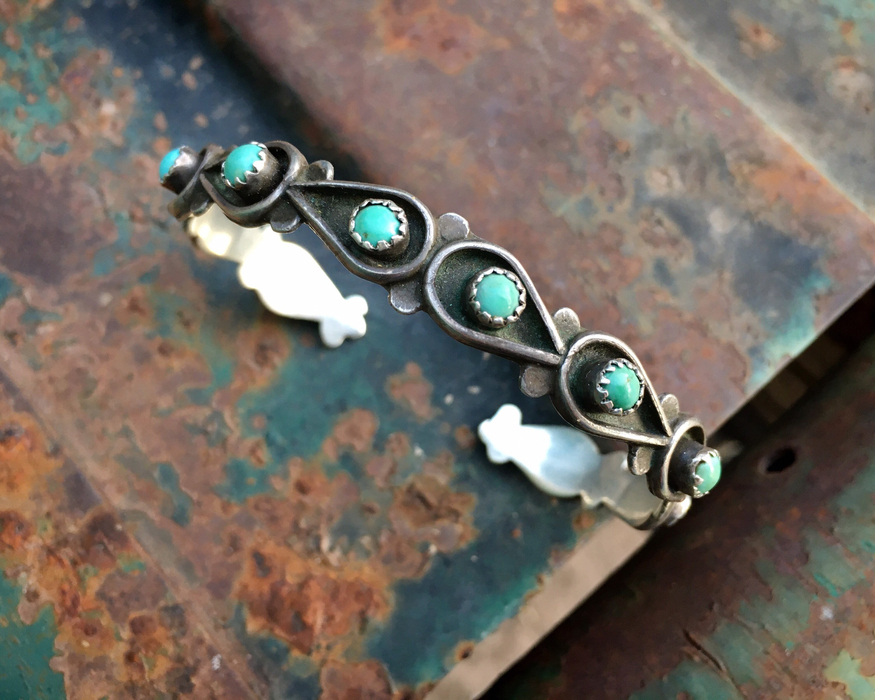 Zuni Snake Eye Turquoise Narrow Row Cuff Stacking Bracelet, Vintage ...