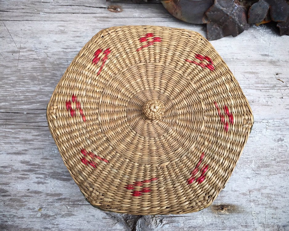 Two Nested Woven Sweetgrass Baskets with Lids, Bohemian Decor, Basket ...