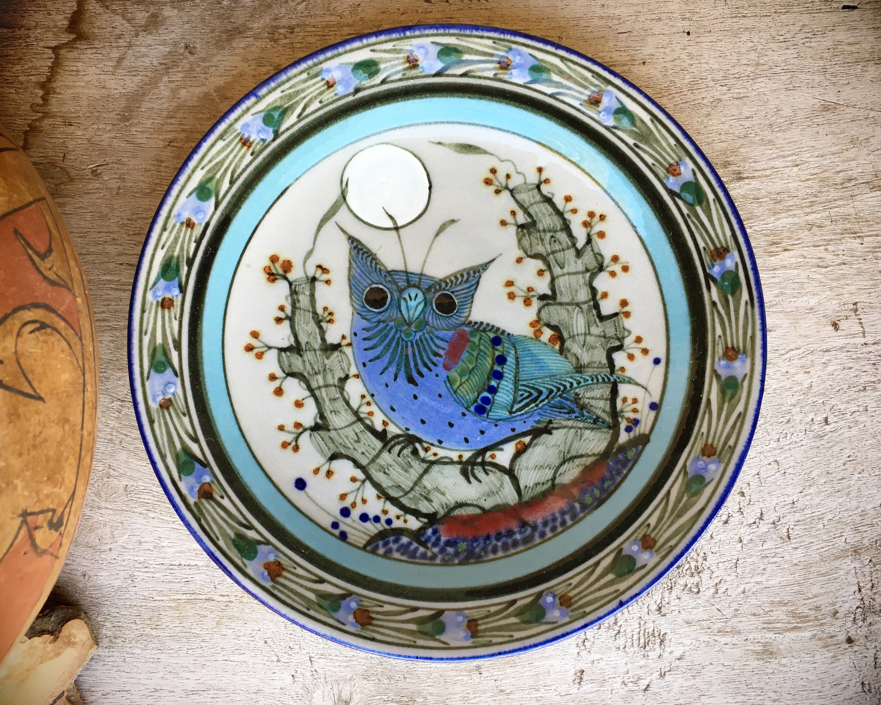 Signed Ken Edwards Pottery 7 Plate with Blue Horned Owl Design, El ...