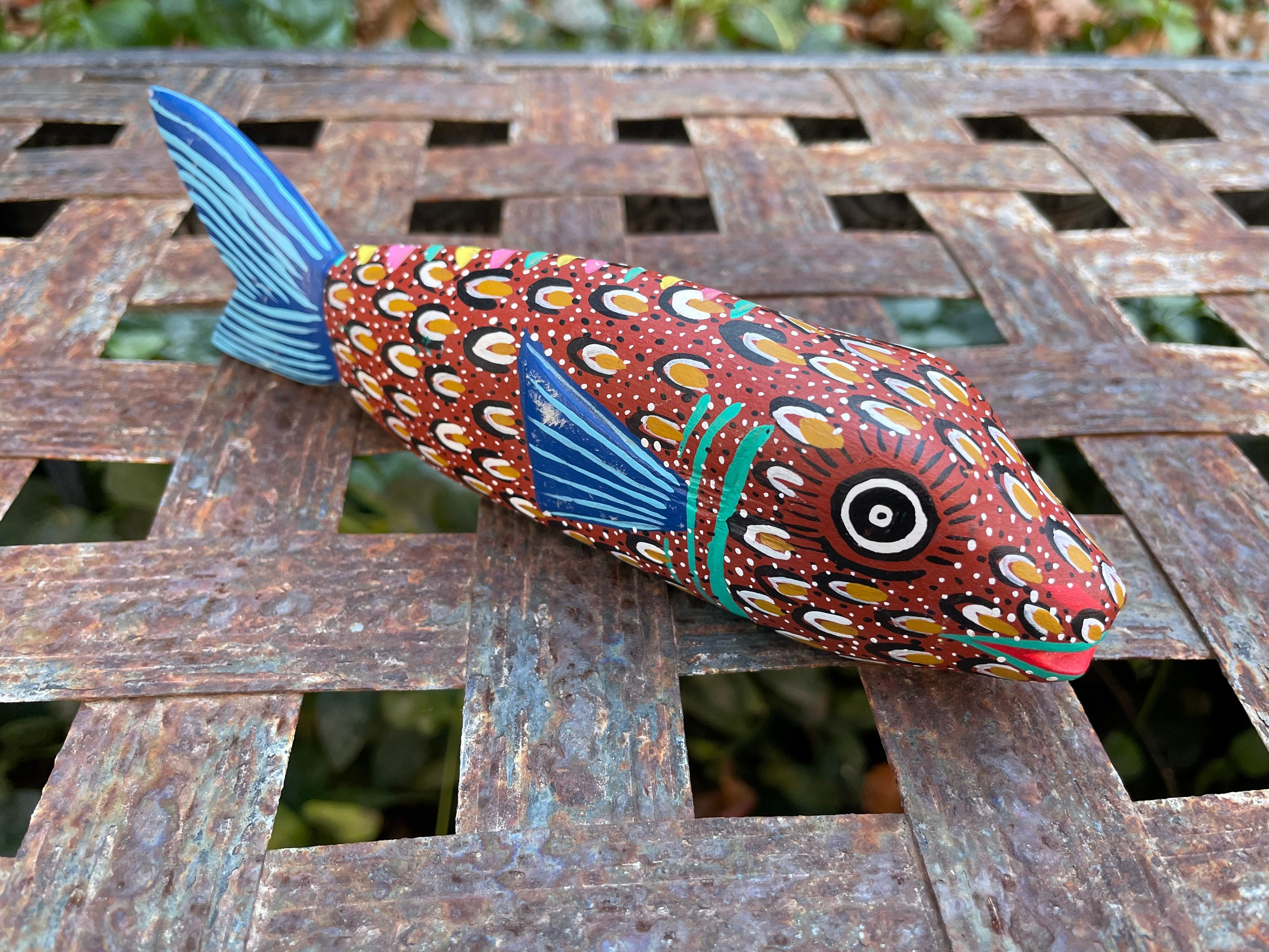 Small Oaxaca Alebrije Fish by Manuel Jimenez Hernandez, Painted Wood ...