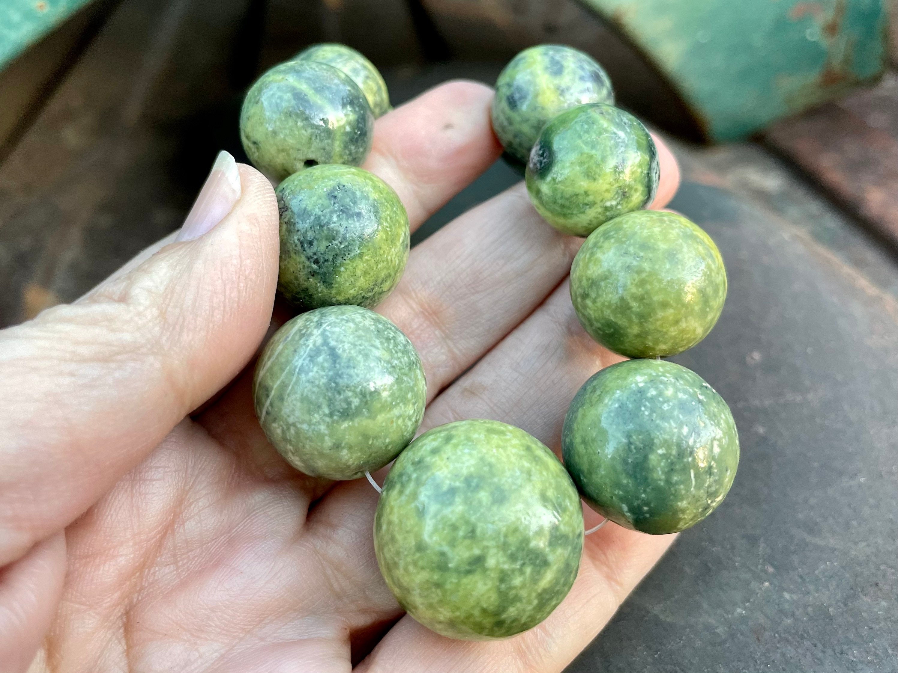 Vintage Heavy Green Serpentine Bead Necklace Approx 19 with Barrel ...