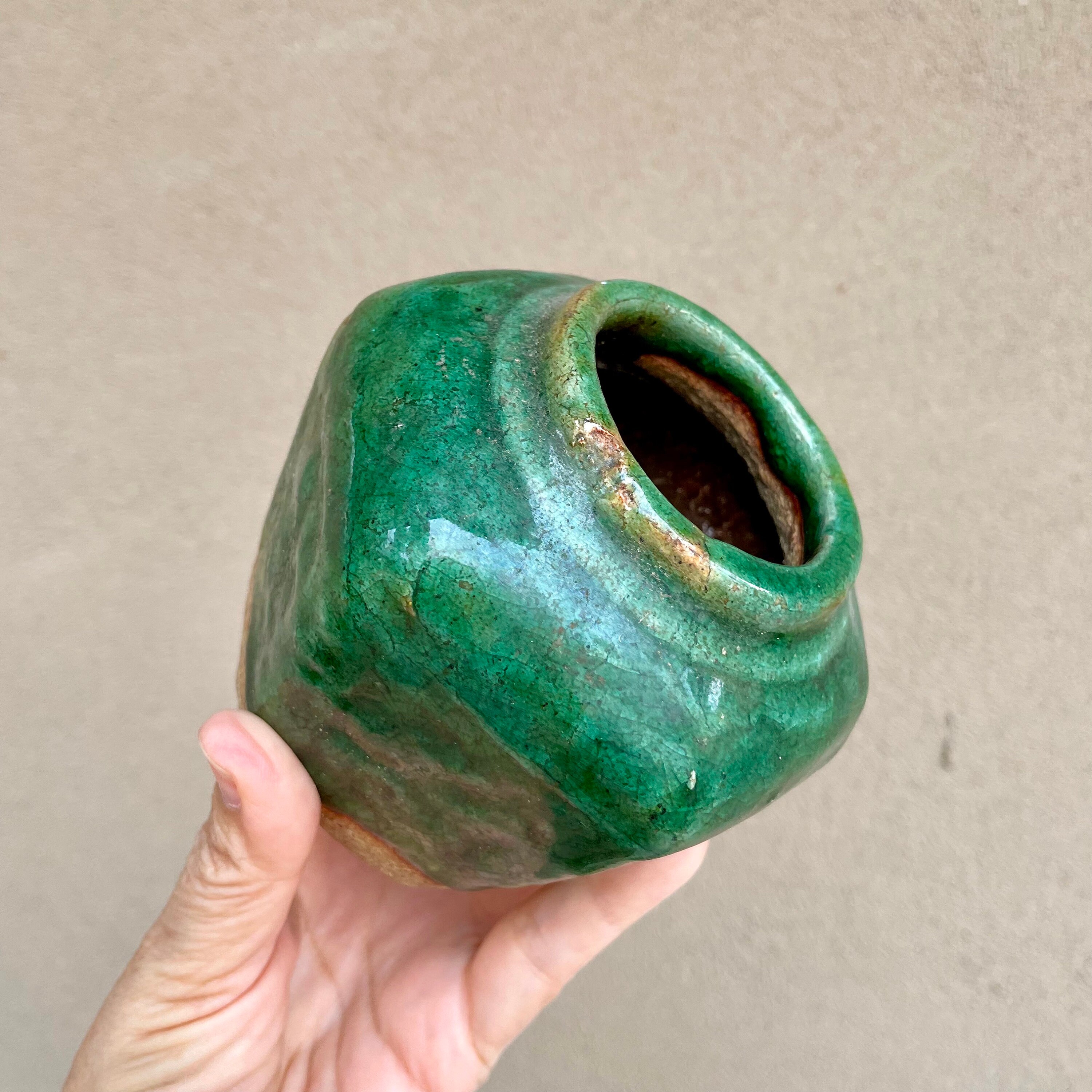 Small Vintage Chinese Shiwan Pottery (Chip at Base) Green Glazed Ginger ...