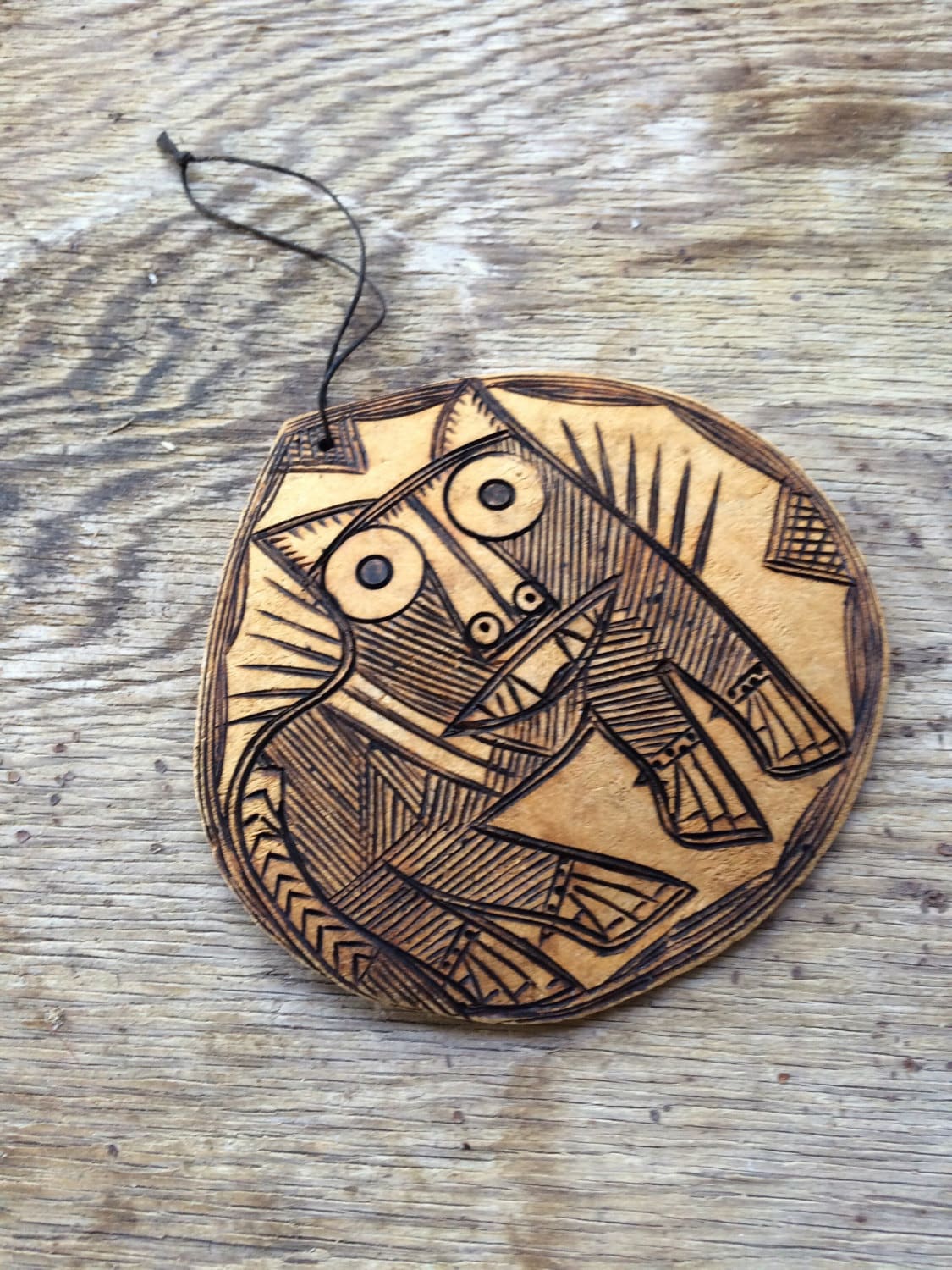 Vintage cat art etching on coconut shell, coconut shell art, cat wall ...