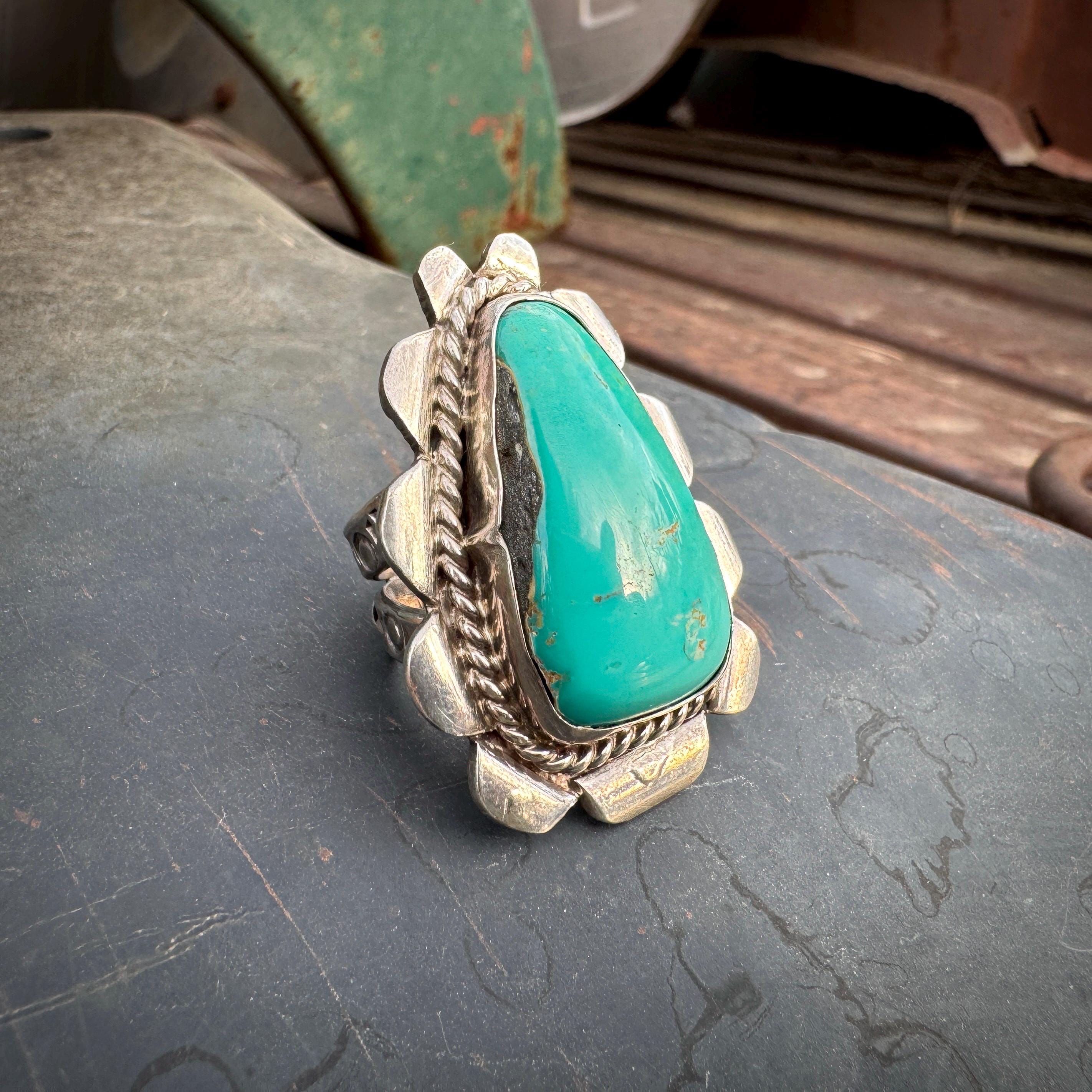 Large Single Turquoise Stone Ring Approx Size 8, Scalloped Sterling ...