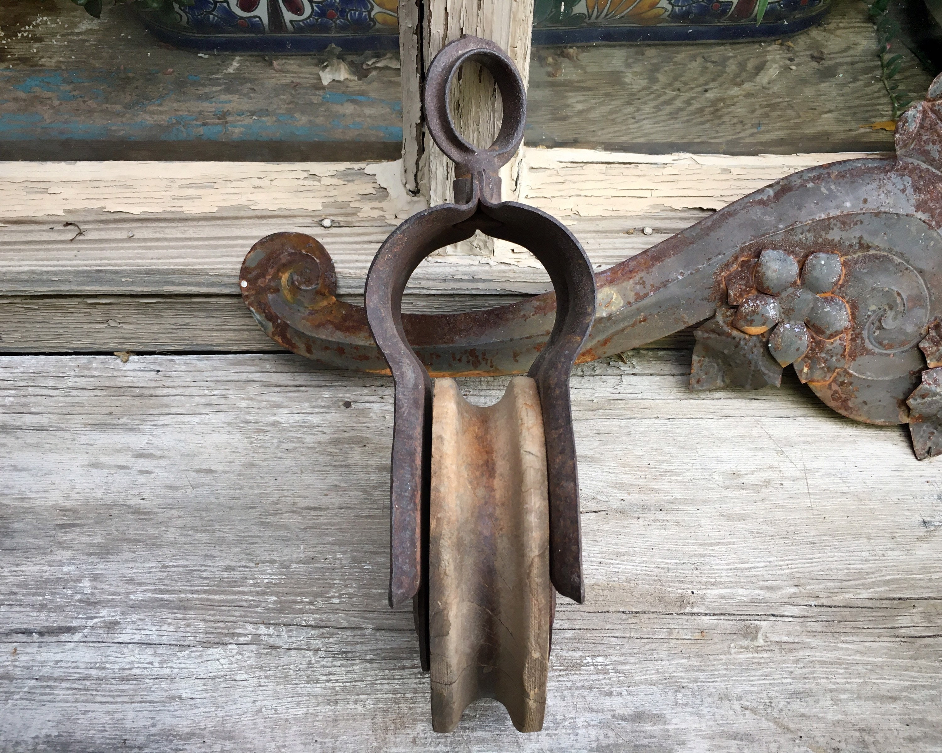 Antique Cast Iron Barn Loft Pulley, Rusty Tool Industrial Decor ...