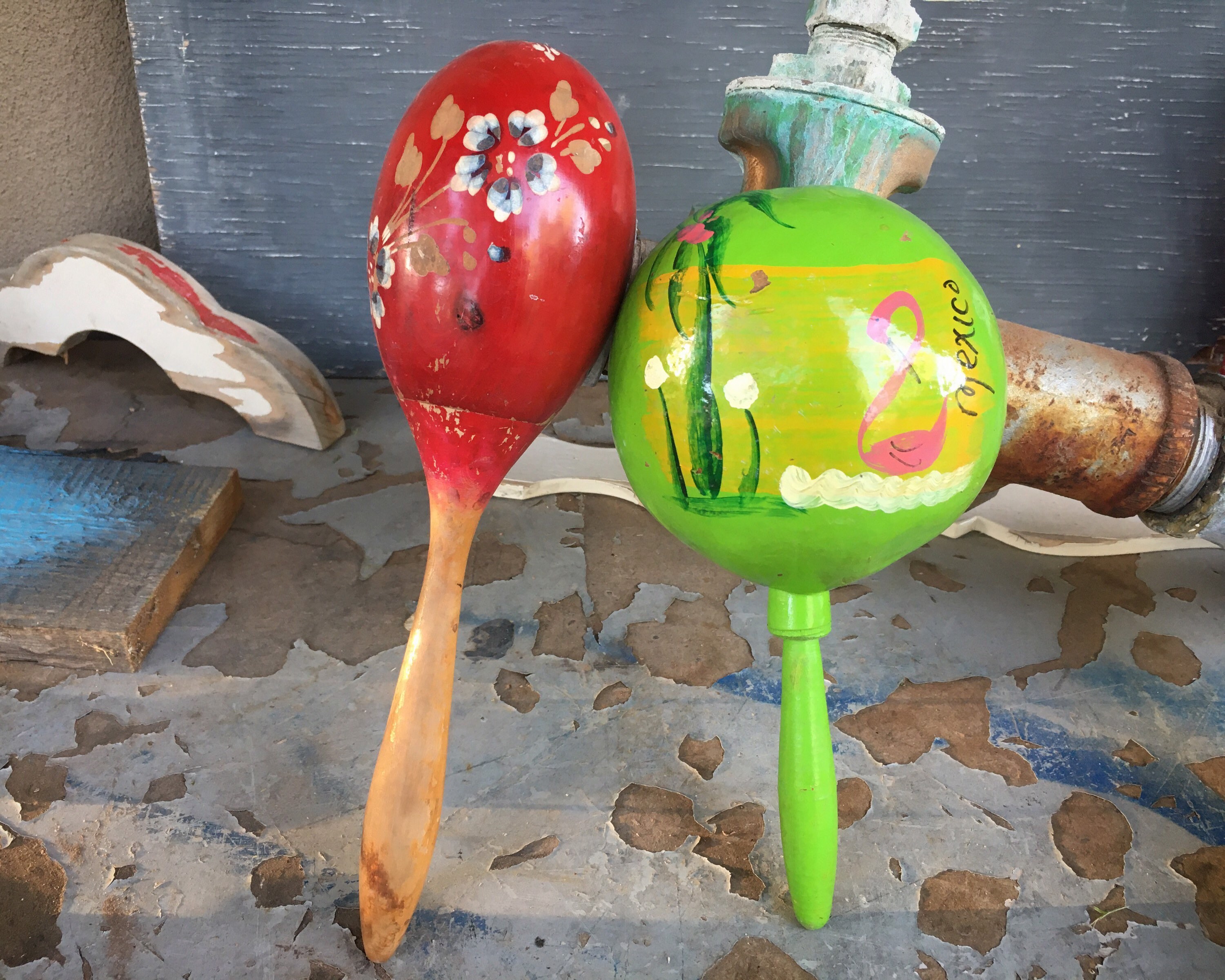 Two Mismatched Red and Green Maracas Mexican Souvenirs, Vintage Rattles ...