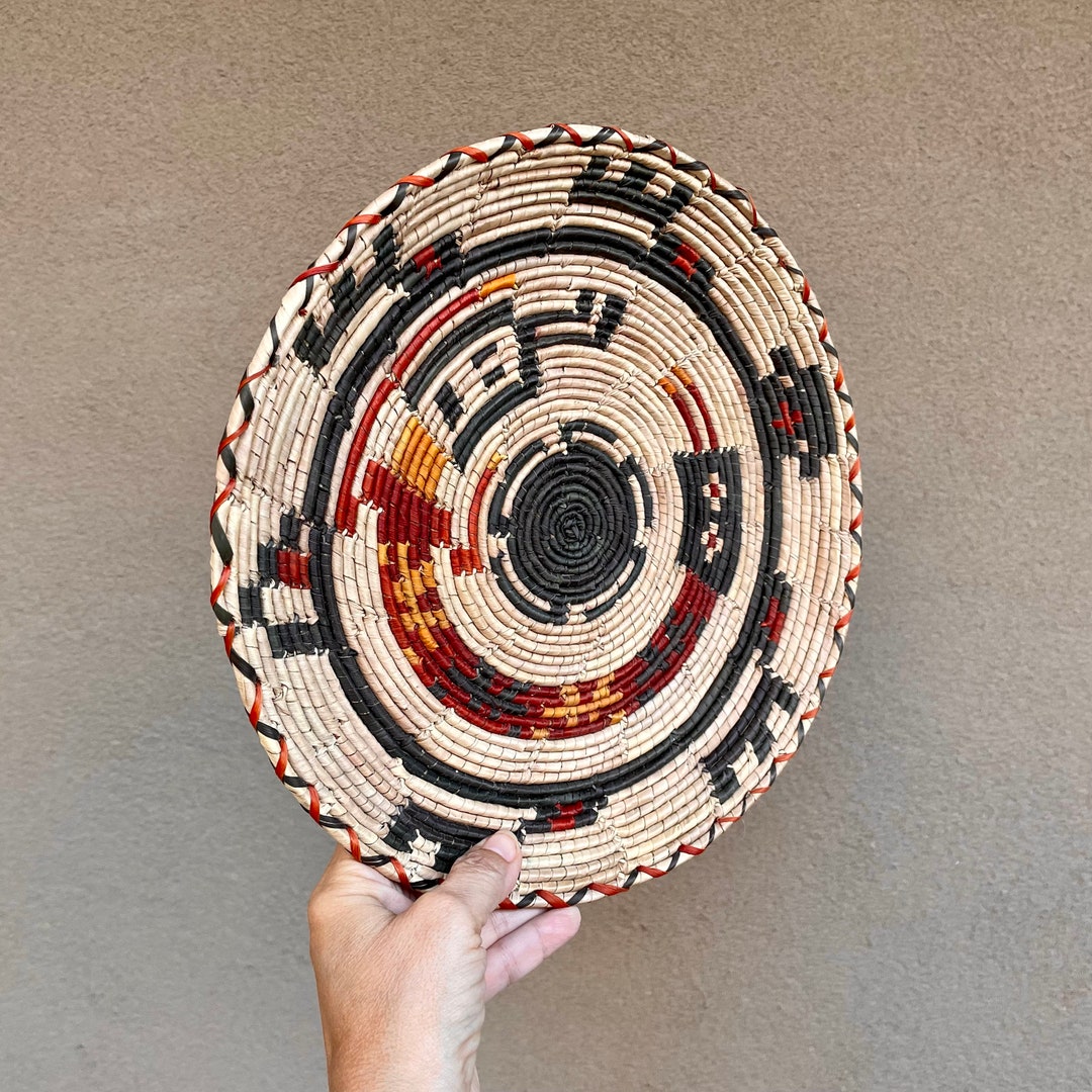 12" Flat Basket Plate to Hang on Wall, Beige and Rust Earthtone Colors ...